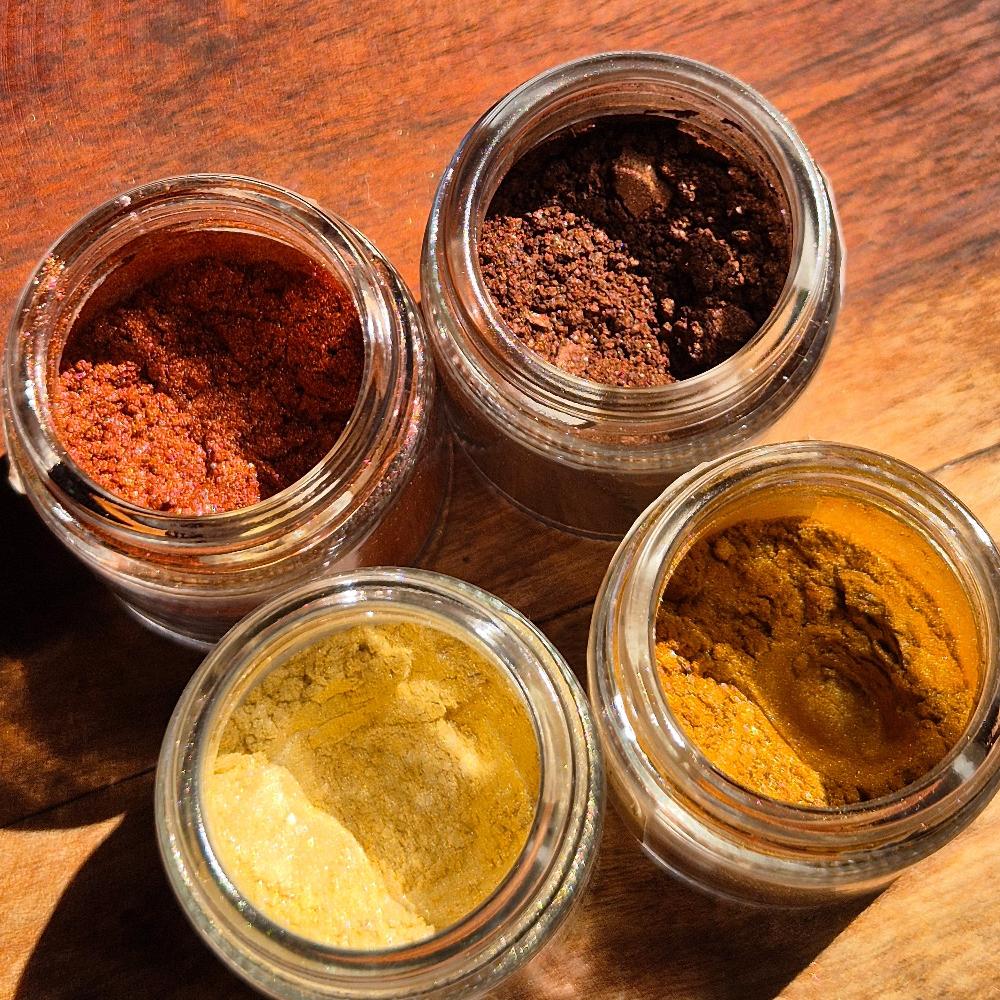 Natural Mineral Mica body Shimmer | Eco seed to skin - by Saarinen Organics